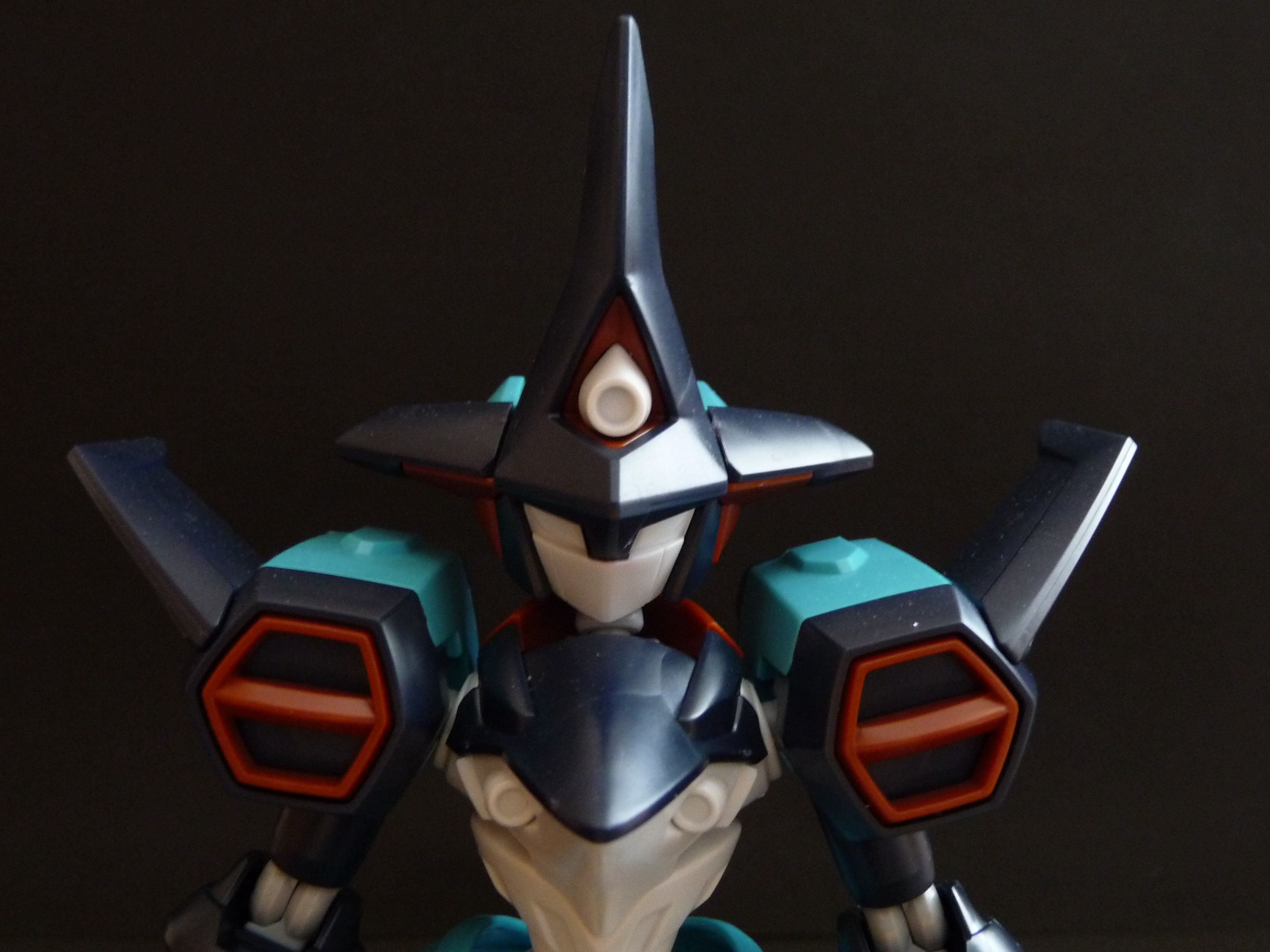 1/1 ダンボール戦機W LBX 024 トリトーン 仮組み＆完成しました！: MASの日記